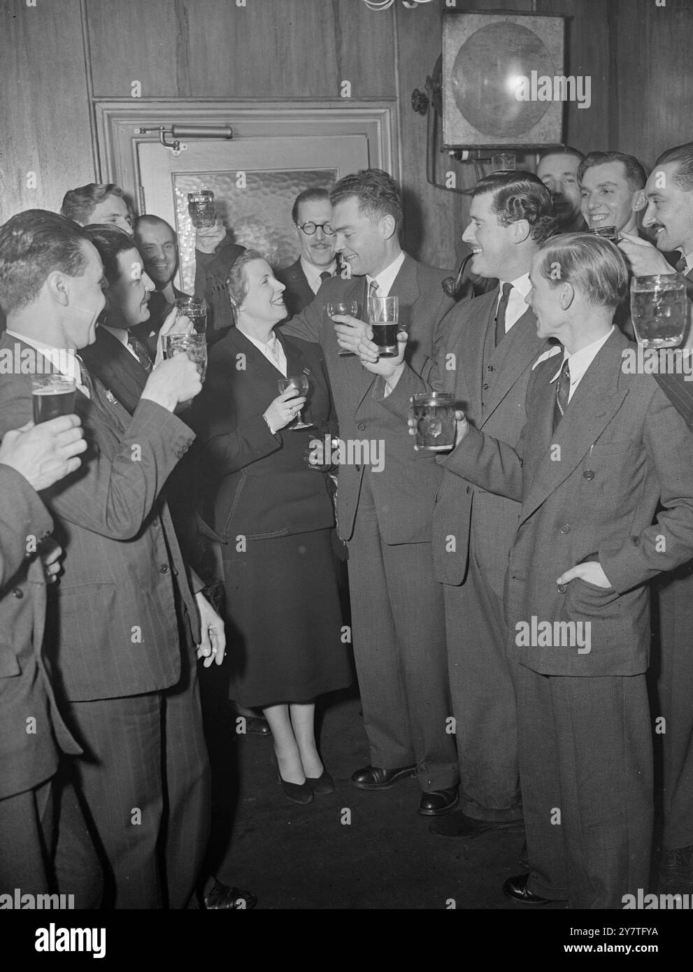 Raf entertained world war hi-res stock photography and images - Alamy