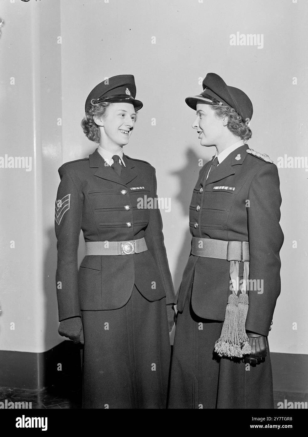 WRACS HAVE NEW UNIFORM - IN BOTTLE GREEN New uniforms for the women's ...