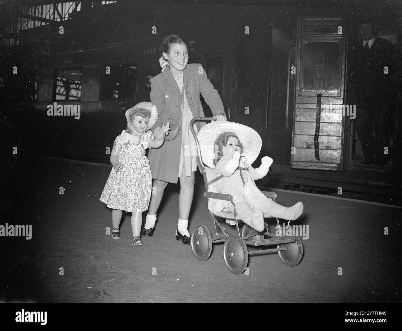 GIRL AND DOLL DUET ARRIVE FROM SOUTHERN RHODESIA Miss Jean Rennison ...