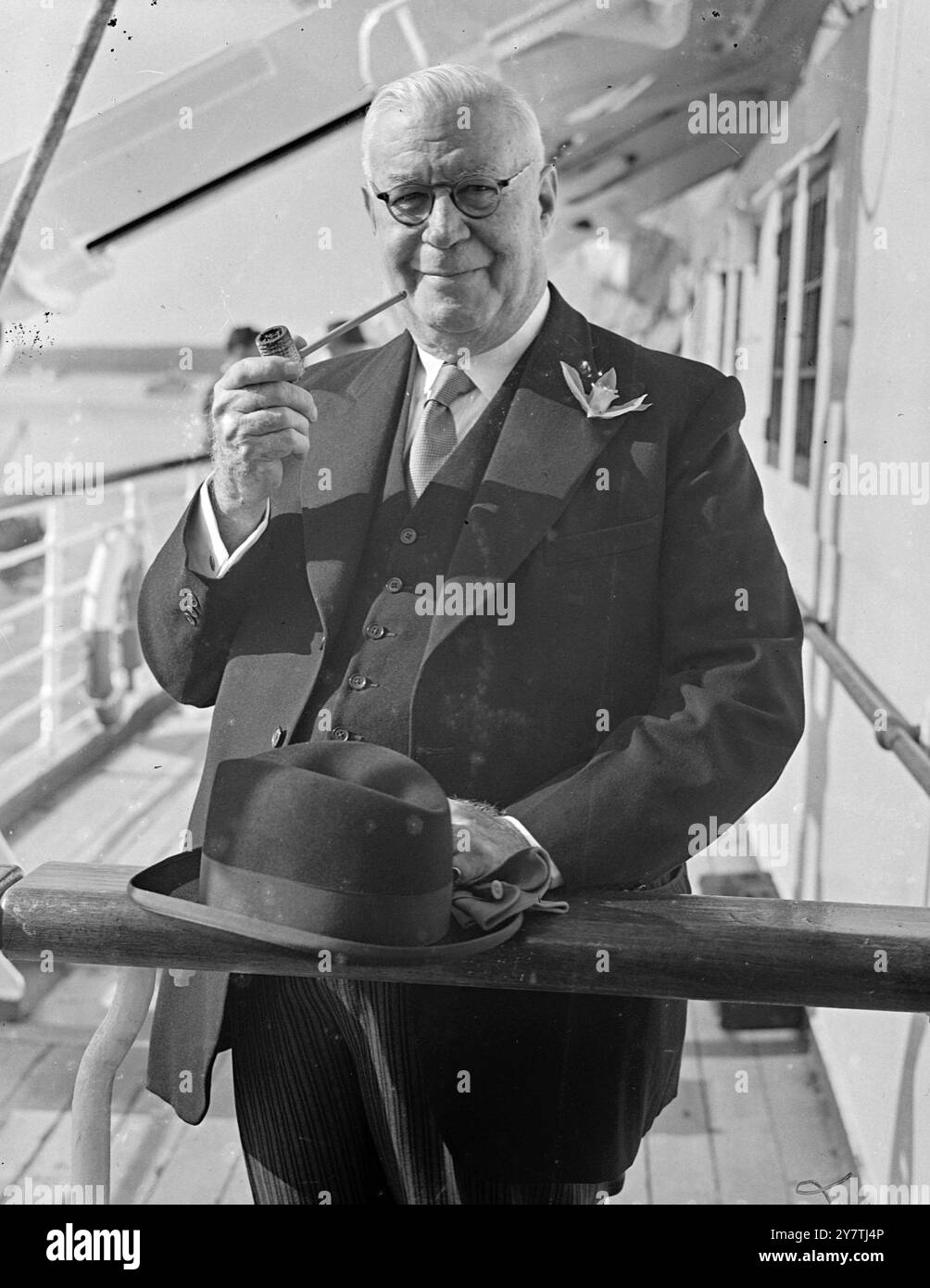 Governor-General of South Africa here - with an oorchid in his jacketSouthampton : The Right ...