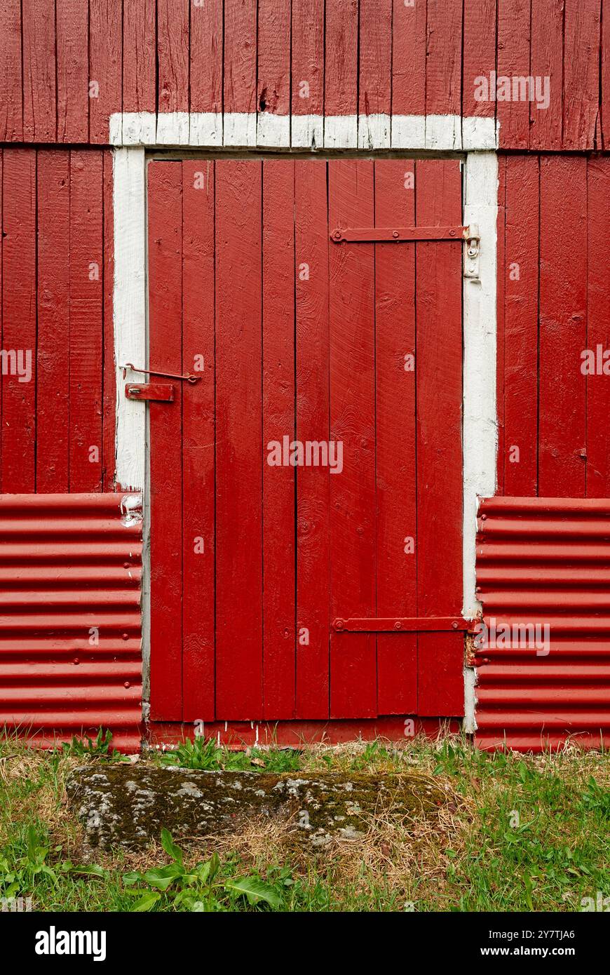 Rustic home stands prominently hi-res stock photography and images - Alamy