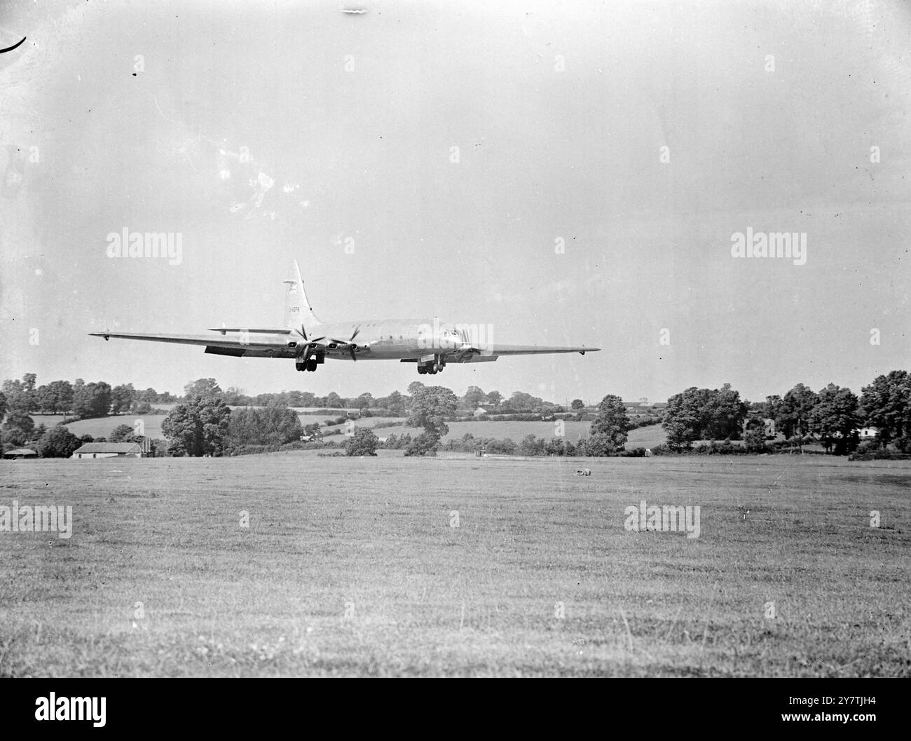 The largest plane in the world flies for the first timeBristol : One of ...