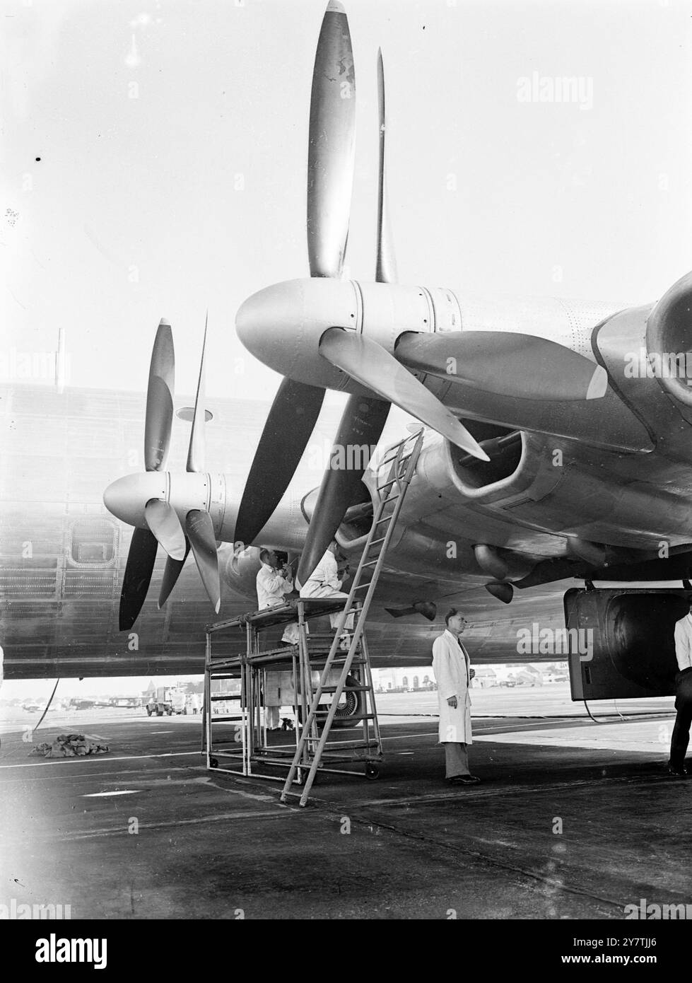 Brabazon undergoes first tests Bristol , England : The ' Brabazon I ...