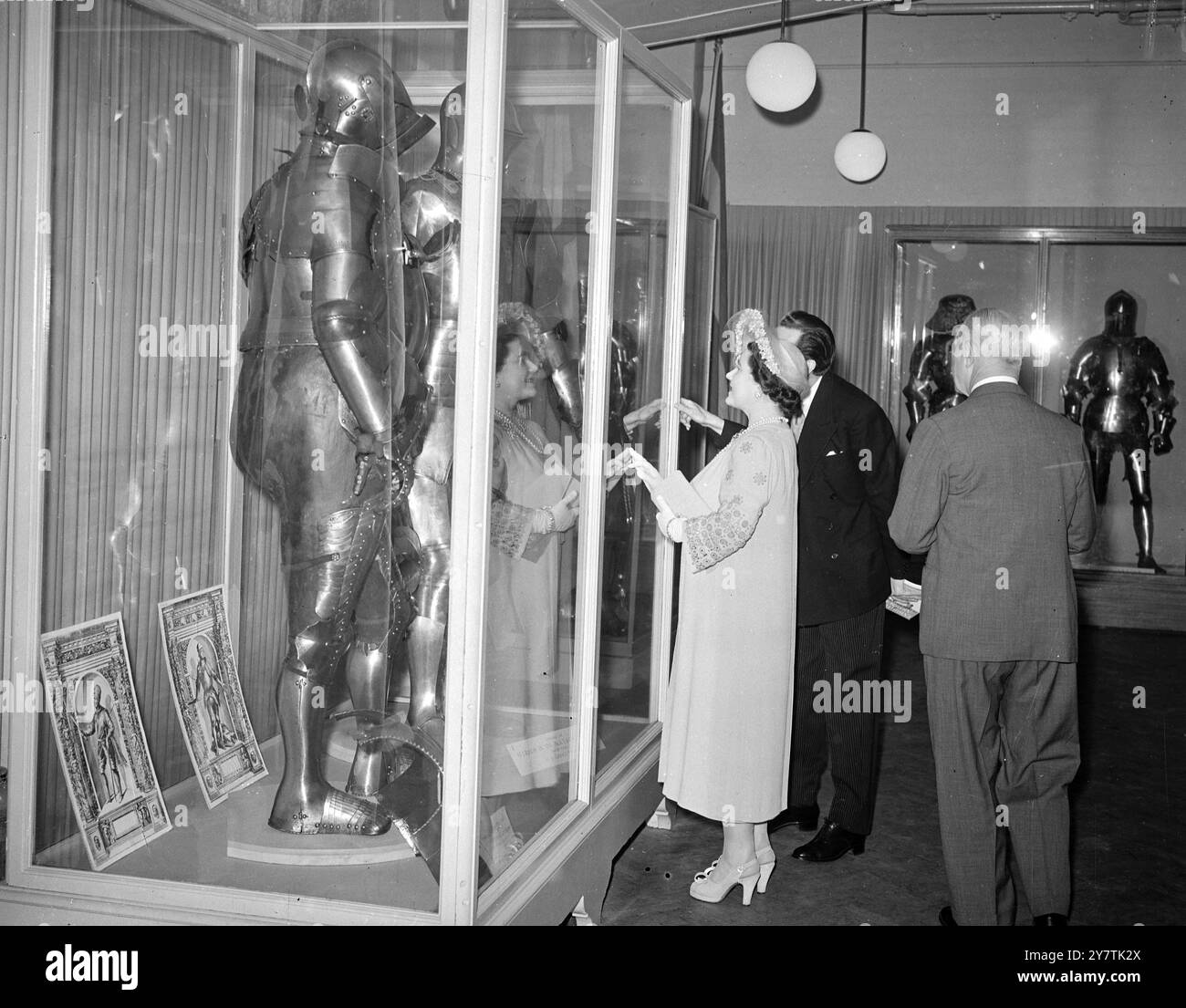 Queen Elizabeth with Lord Wavell , the Governor of the Tower of London ( with back to camera ...