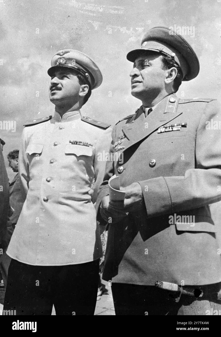 Watching USSR Aviation Day celebrationsMoscow : Watching the Moscow ...