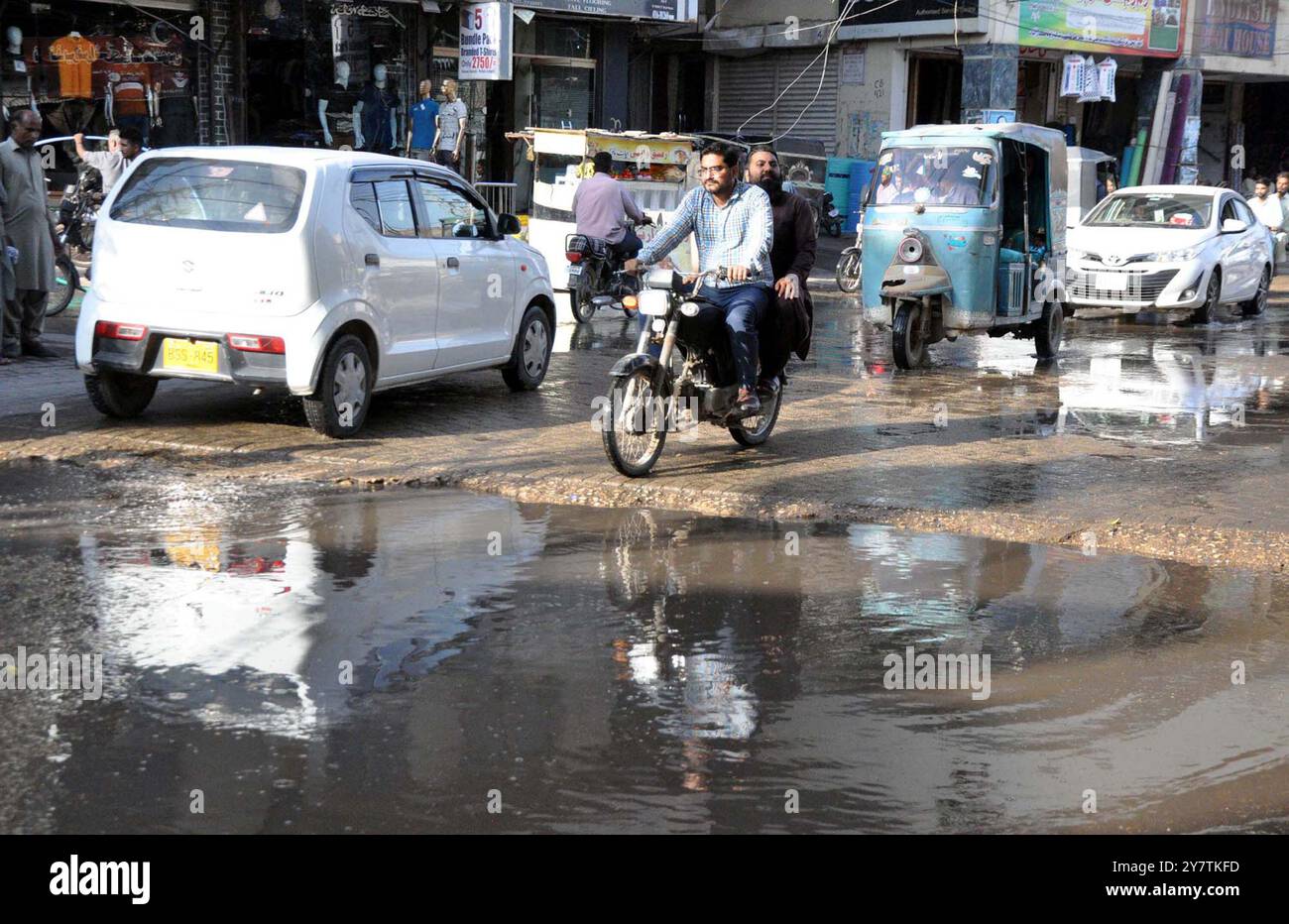 HYDERABAD, PAKISTAN, Quetta, October 1, 2024. Inundated road by ...