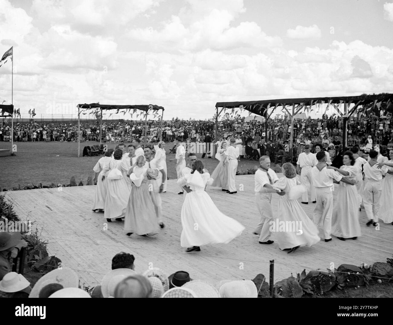 Royal Family watch Boer dances in Transvaal - A new experience was ...
