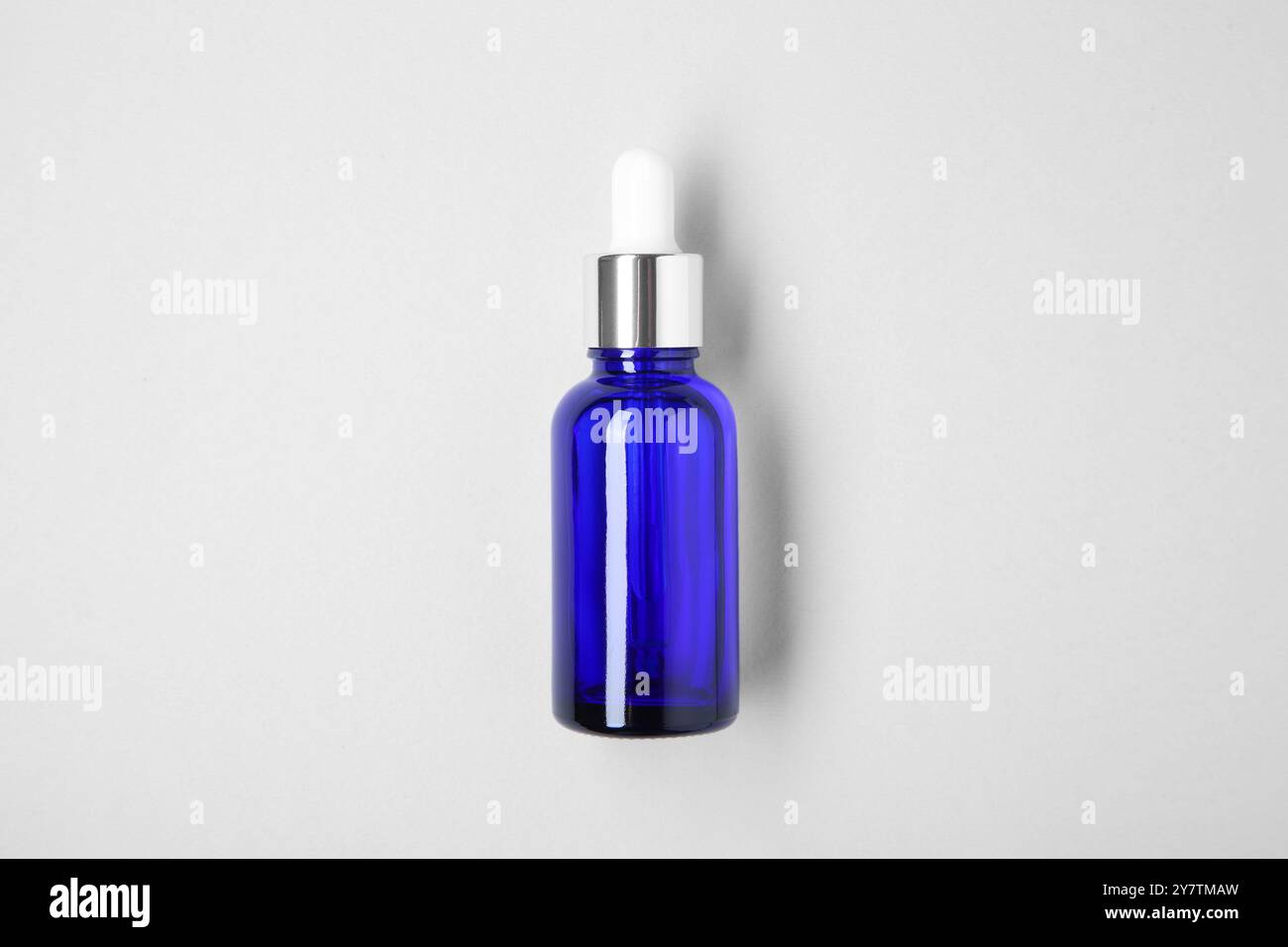Essential oils in small hi-res stock photography and images - Alamy