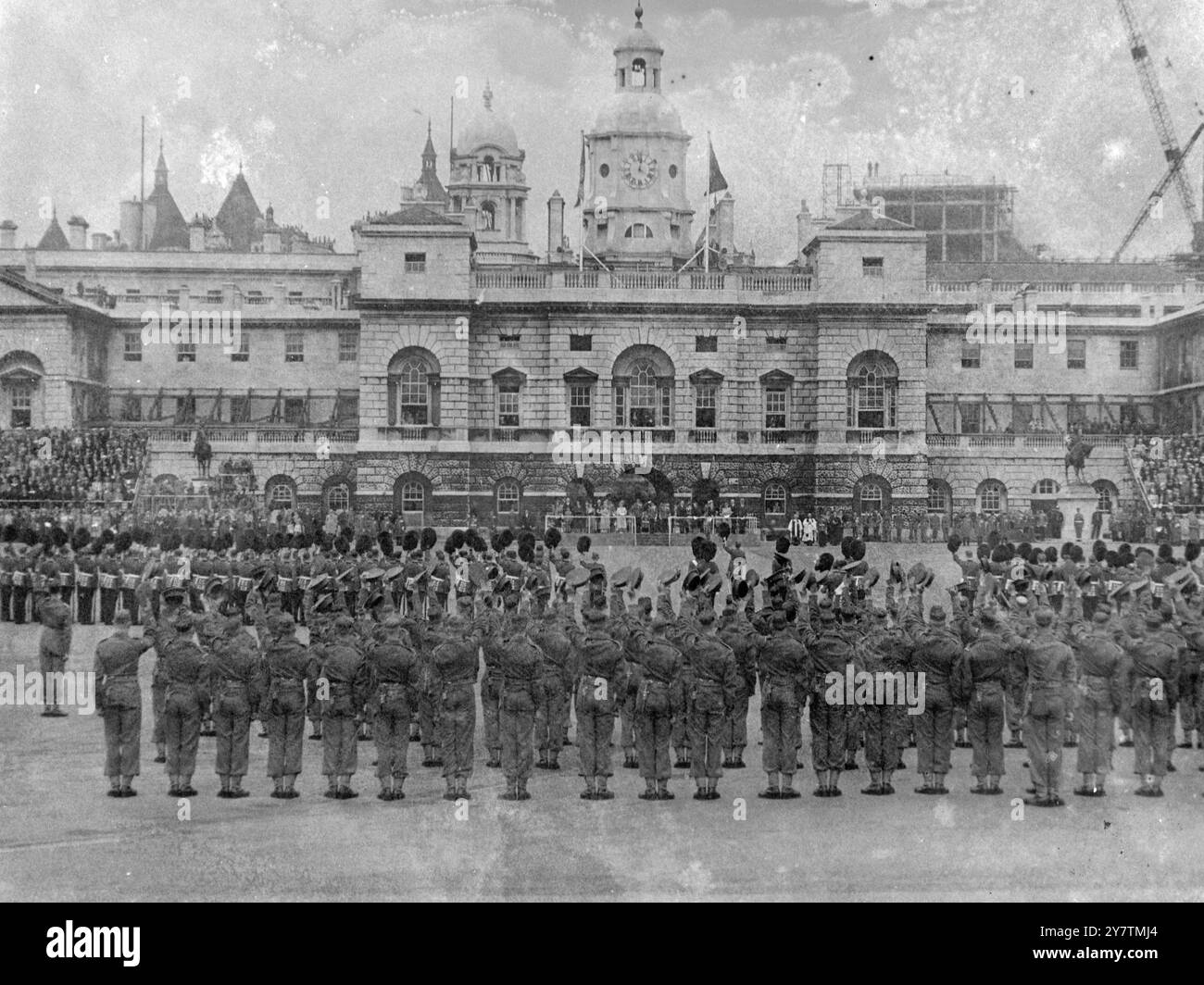 ROYAL FAMILY WATCH AS KING PRESENTS NEW COLOURS TO 3RD BATTALION ...