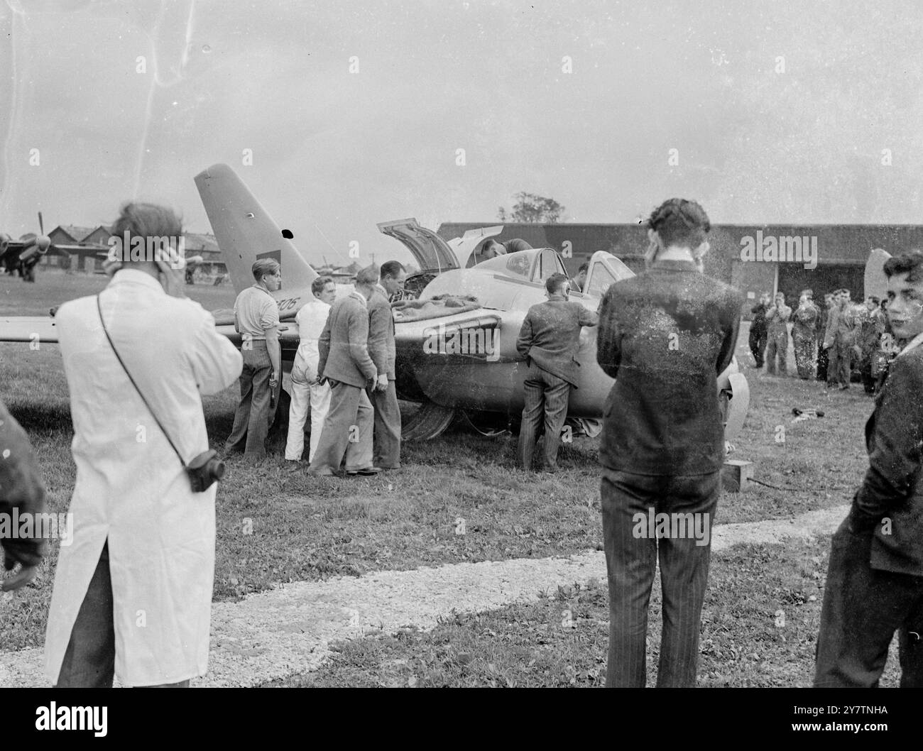 Britain's new tail-less jet has test flight - may be faster than world ...