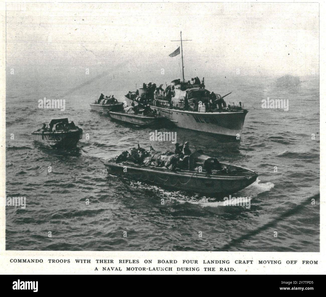 Dieppe Raid - 19 August 1942Commando troops with their rifles on board ...