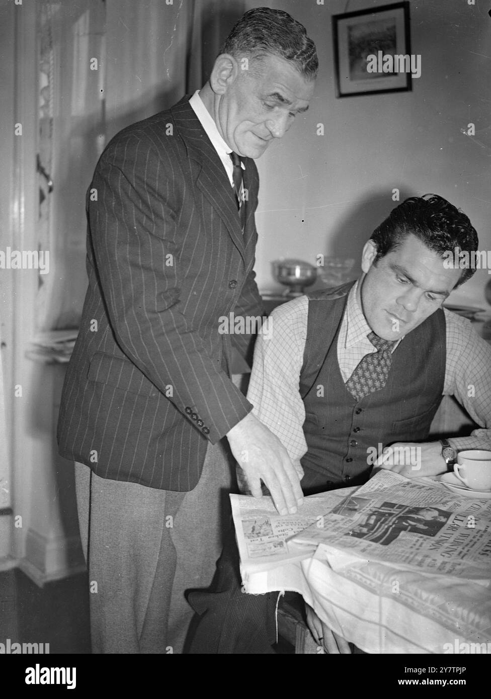 FREDDIE MILLS (Boxer) With his trainer and manager Ted Broadribb at the ...
