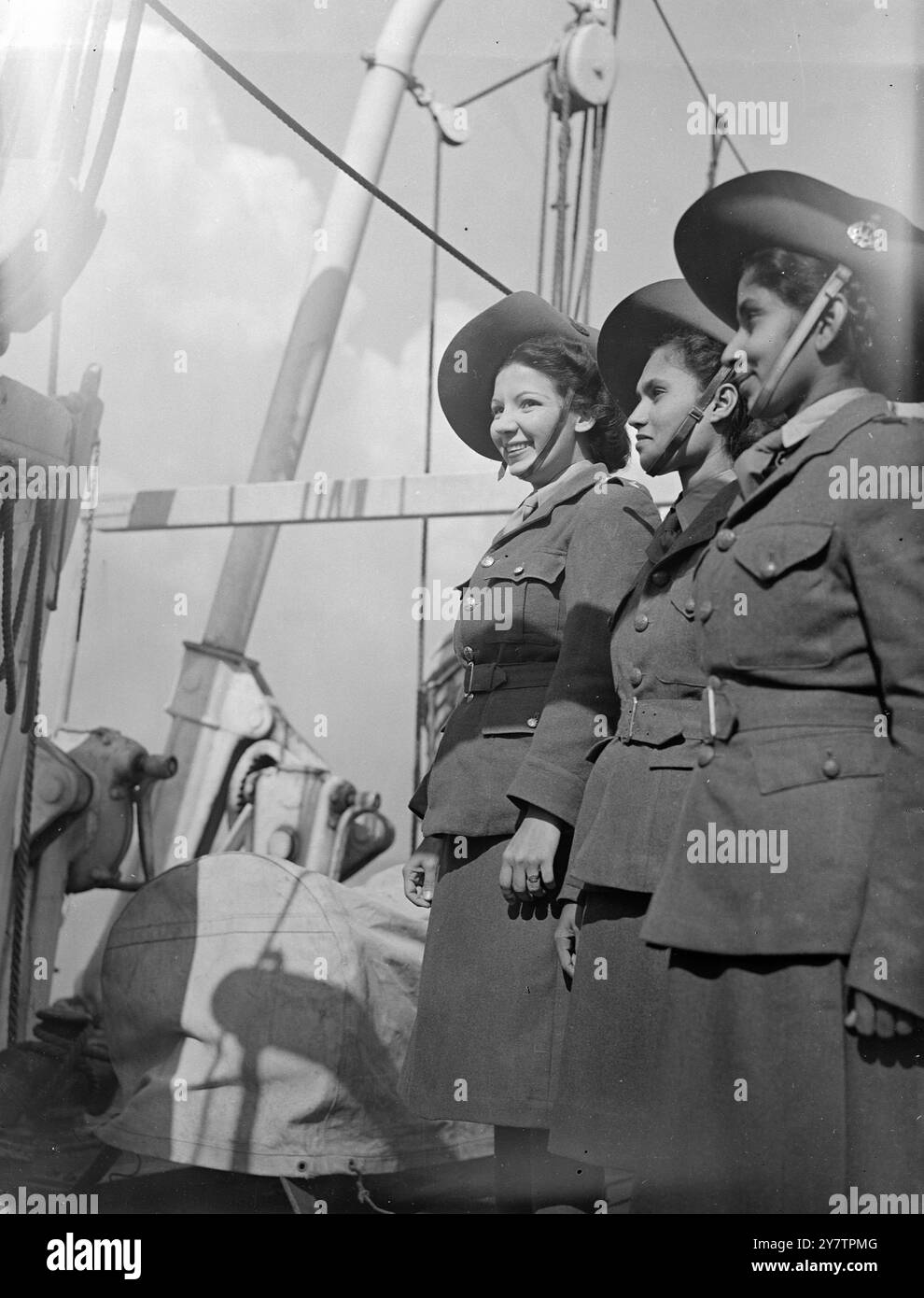 FIRST COLONIAL TROOPS ARRIVE IN ENGLAND TO TAKE PART IN LONDONS VICTORY ...