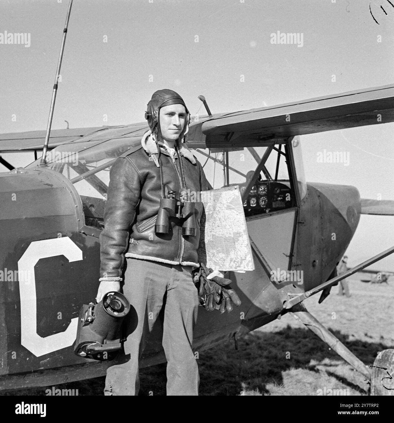 Pilot and observer hi-res stock photography and images - Alamy