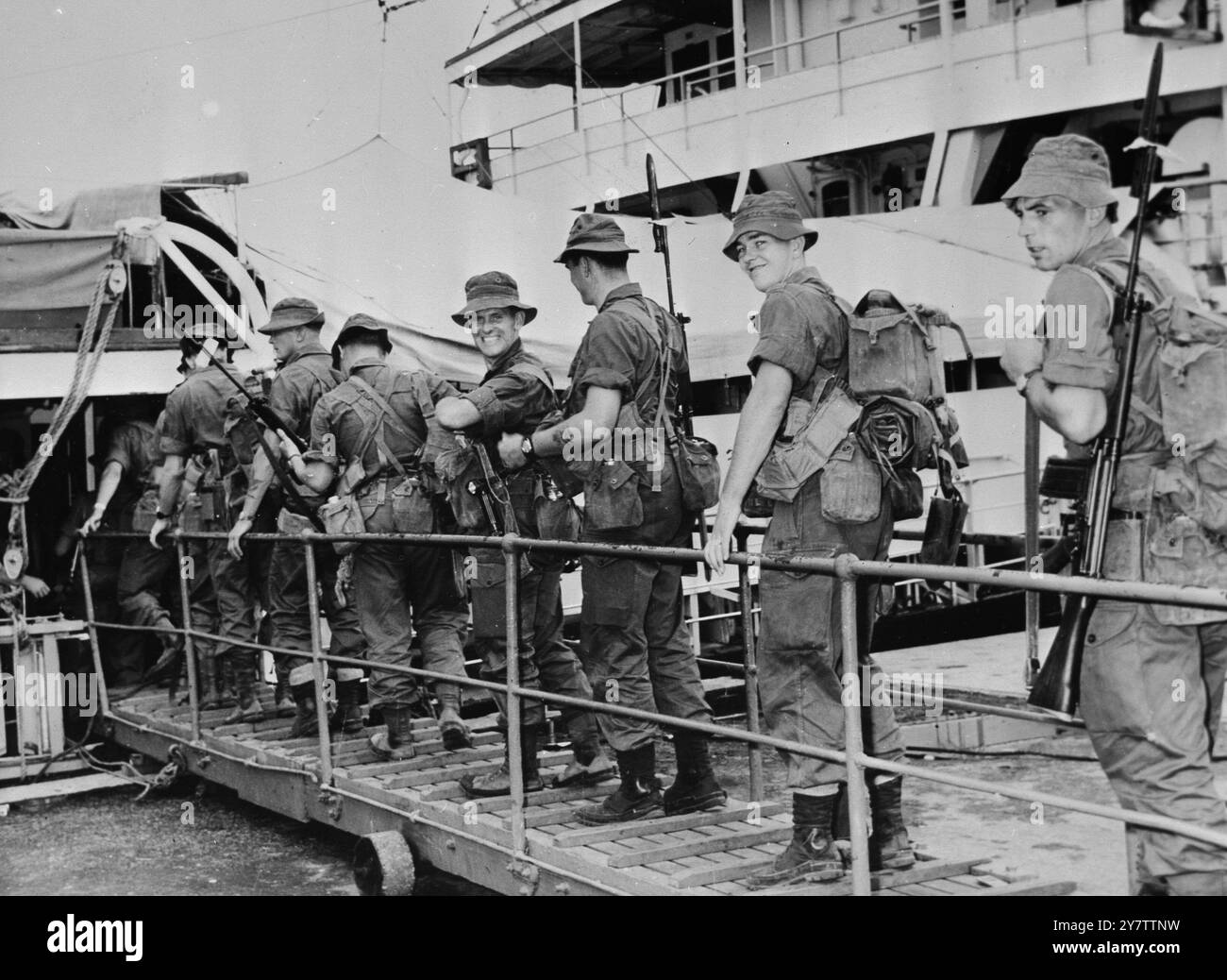 491068 SCOTS GUARDS FOR BORNEO: SINGAPORE: THE 1ST BATTALION, THE SCOTS ...