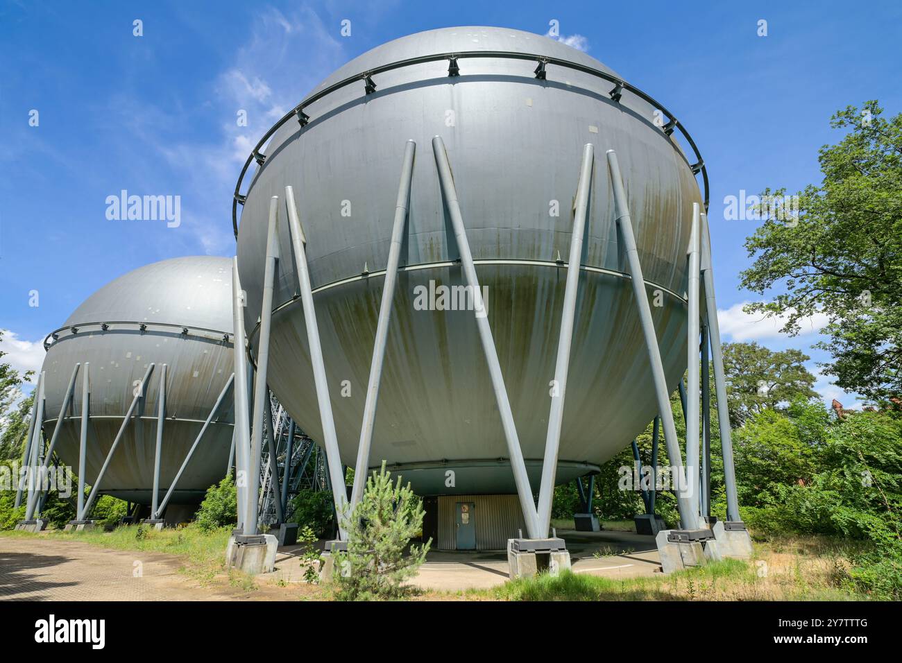 Spherical gas tank, Marienpark, Lankwitzer Straße, Mariendorf ...
