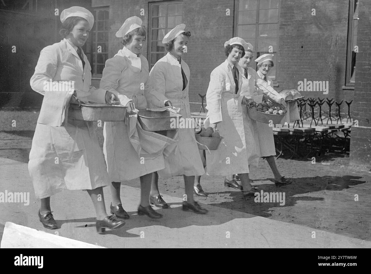 WAAF COOKS ON PARADE - - Photo Shows: Cooks of the Women's Auxiliary ...