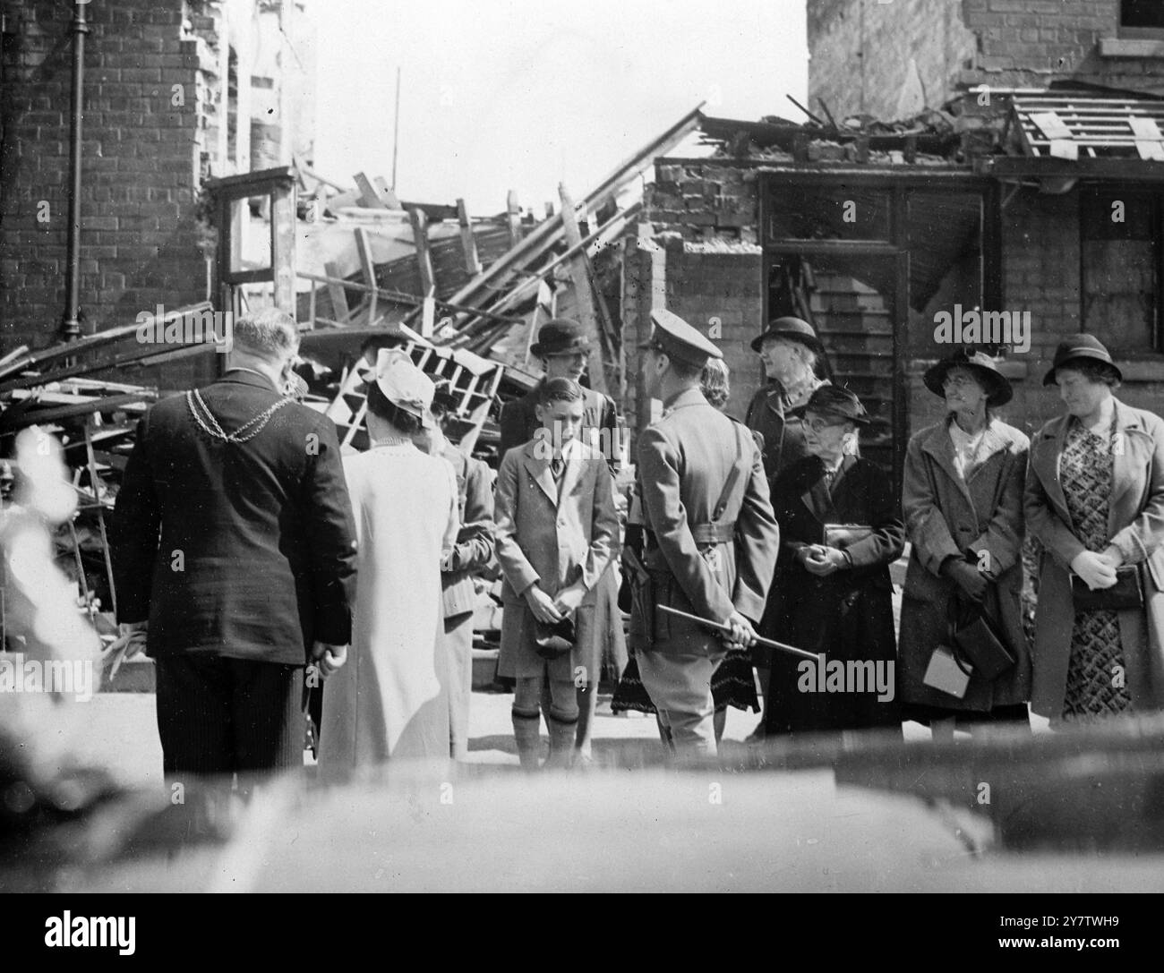 The blitz hull 1940s hi-res stock photography and images - Alamy