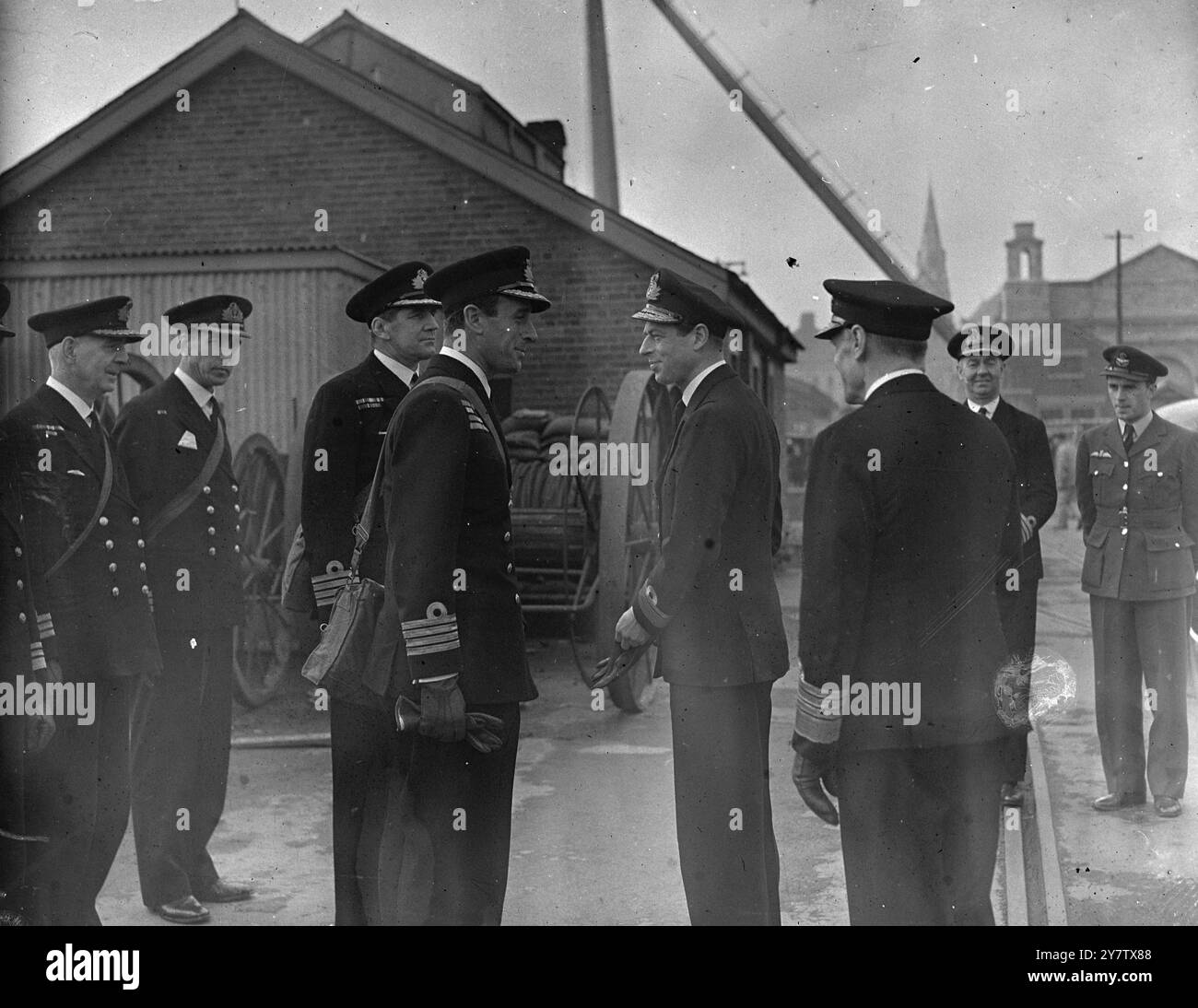 Duke of kent 1940s hi-res stock photography and images - Alamy