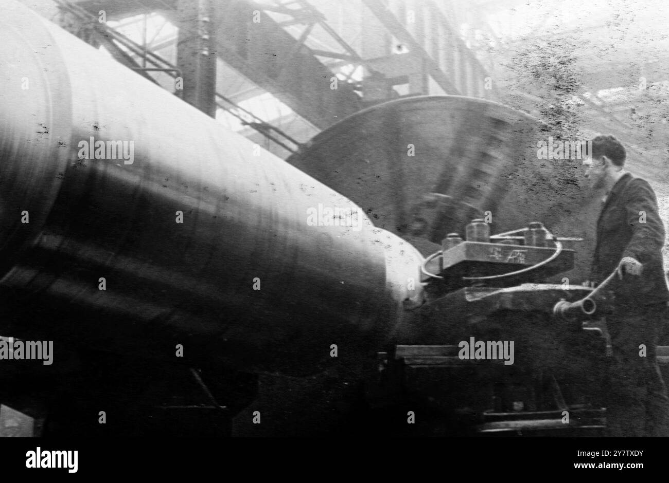SOVIET HEAVY MACHINE BUILDING PLANT IN THE URALS Asembly of speed ...