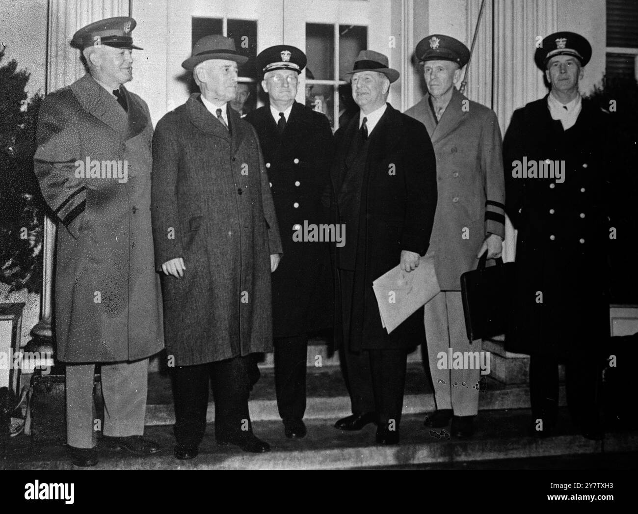 Us navy army chief Black and White Stock Photos & Images - Alamy