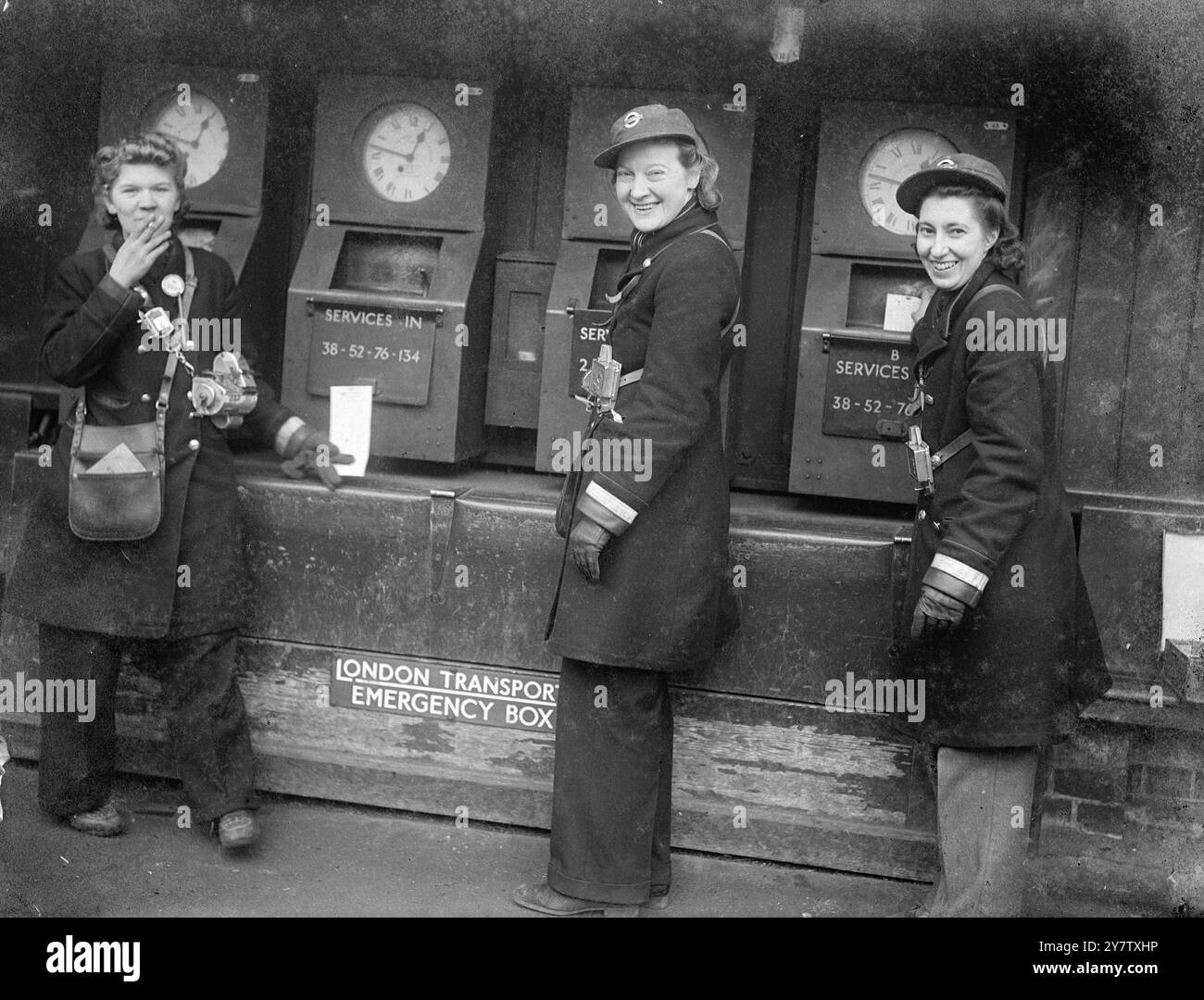 Clocking in out machines hi-res stock photography and images - Alamy
