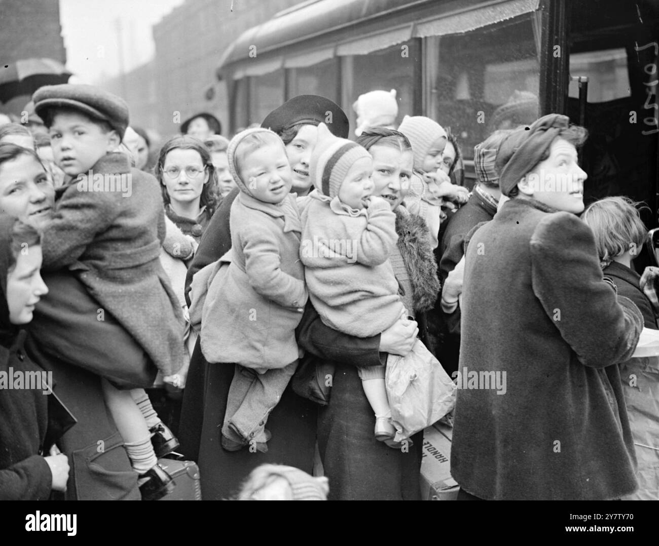 Mothers and children who are being evacuated to Gloucestershire at a ...