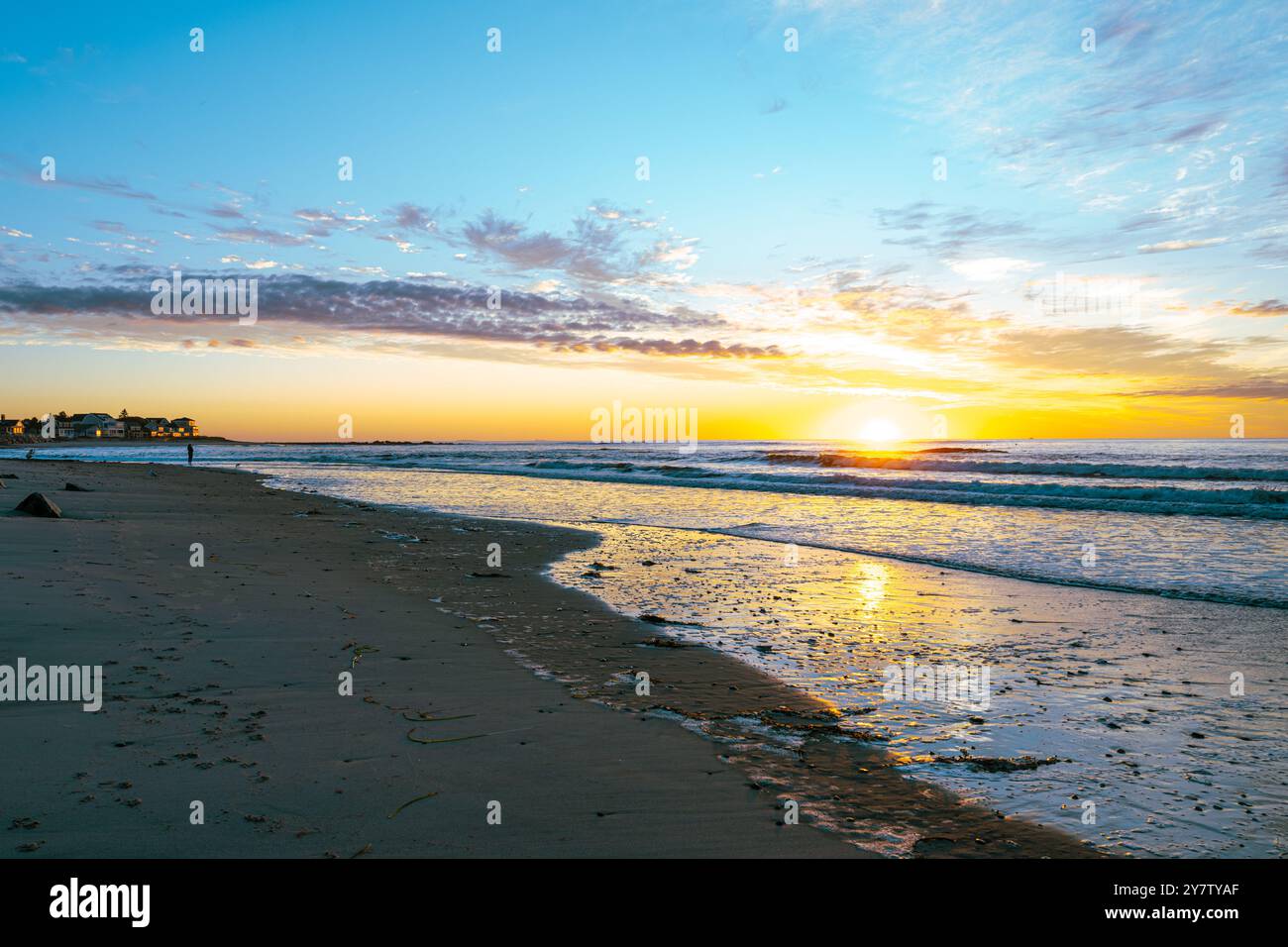 Hampton Beach NH Sunrise - 9/28/24 Stock Photo - Alamy