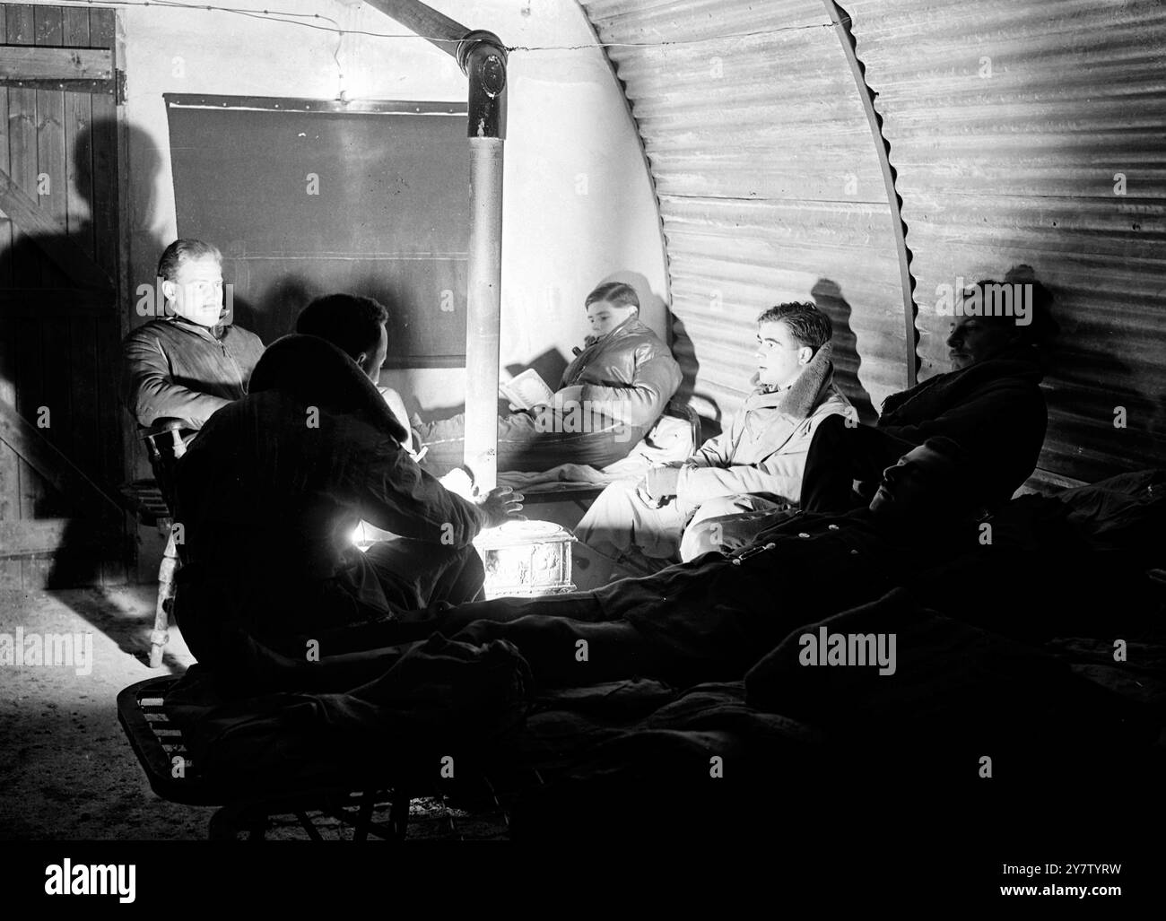 Photo Shows: Leading aircraftsmen waiting in the rest hut of the RAF ...