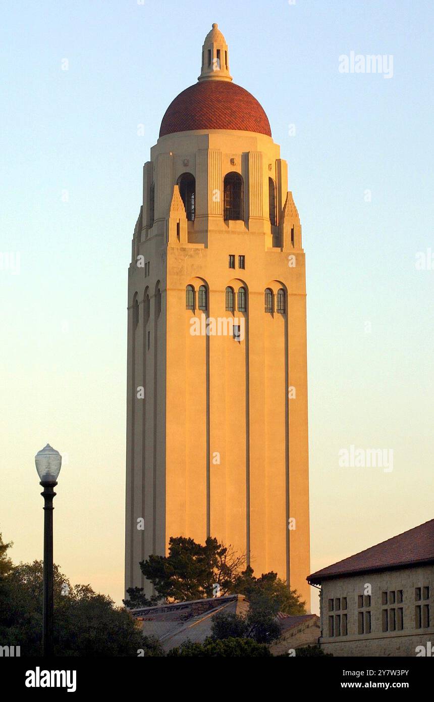 Stanford, California -Hoover Tower at Stanford University. This 285 ...