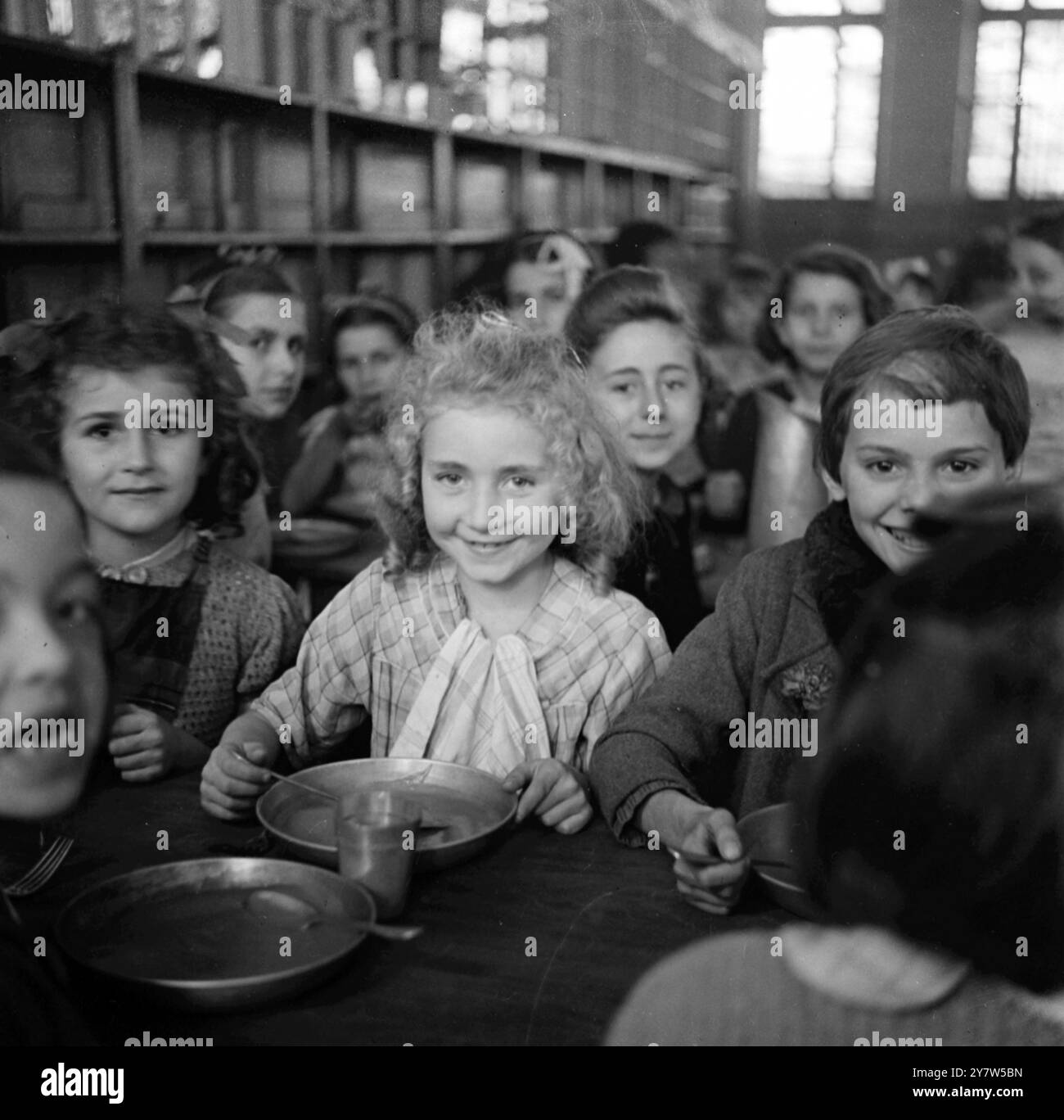 1940s photo shows children hi-res stock photography and images - Alamy