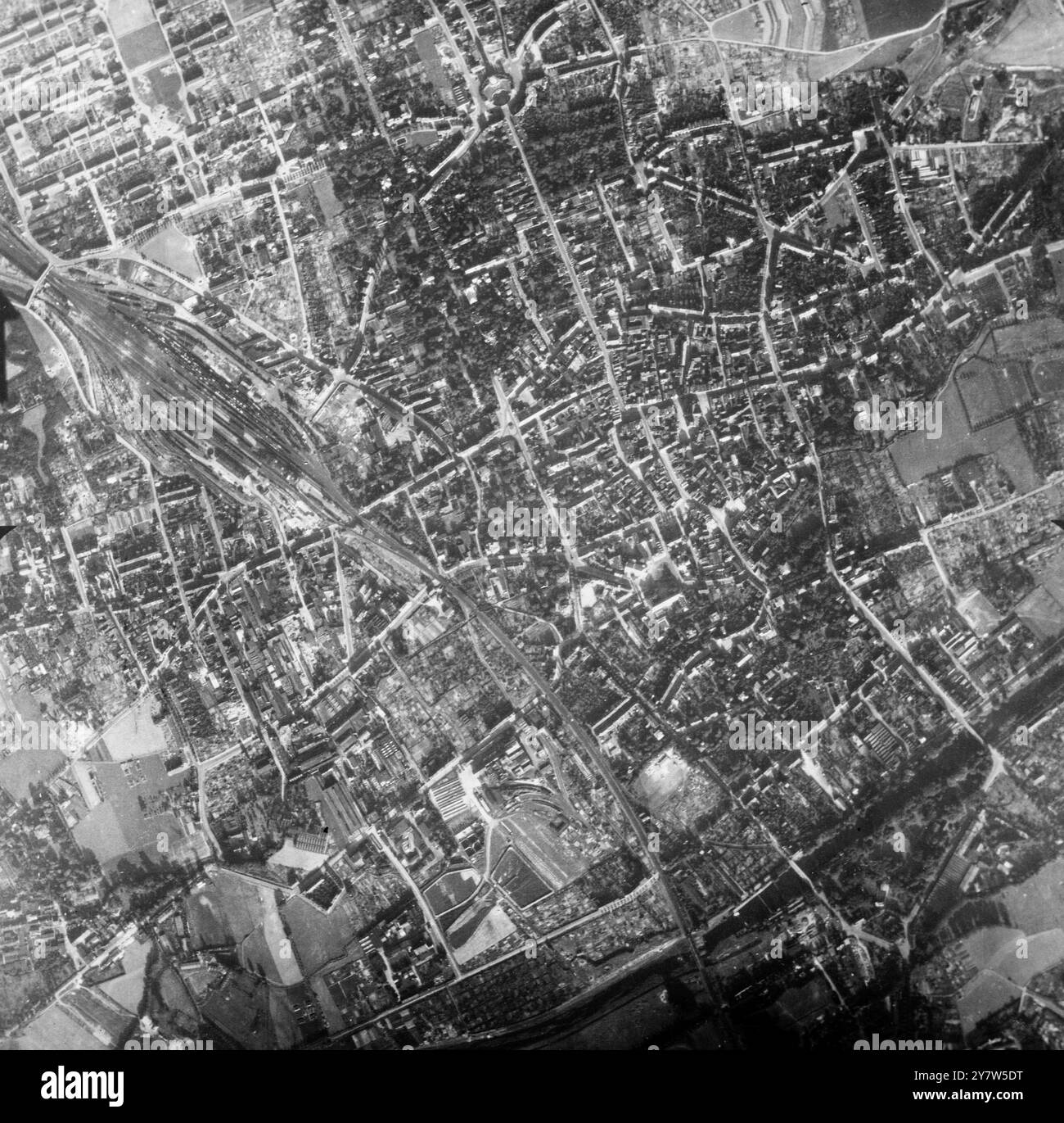 Germany city 1944 hi-res stock photography and images - Alamy