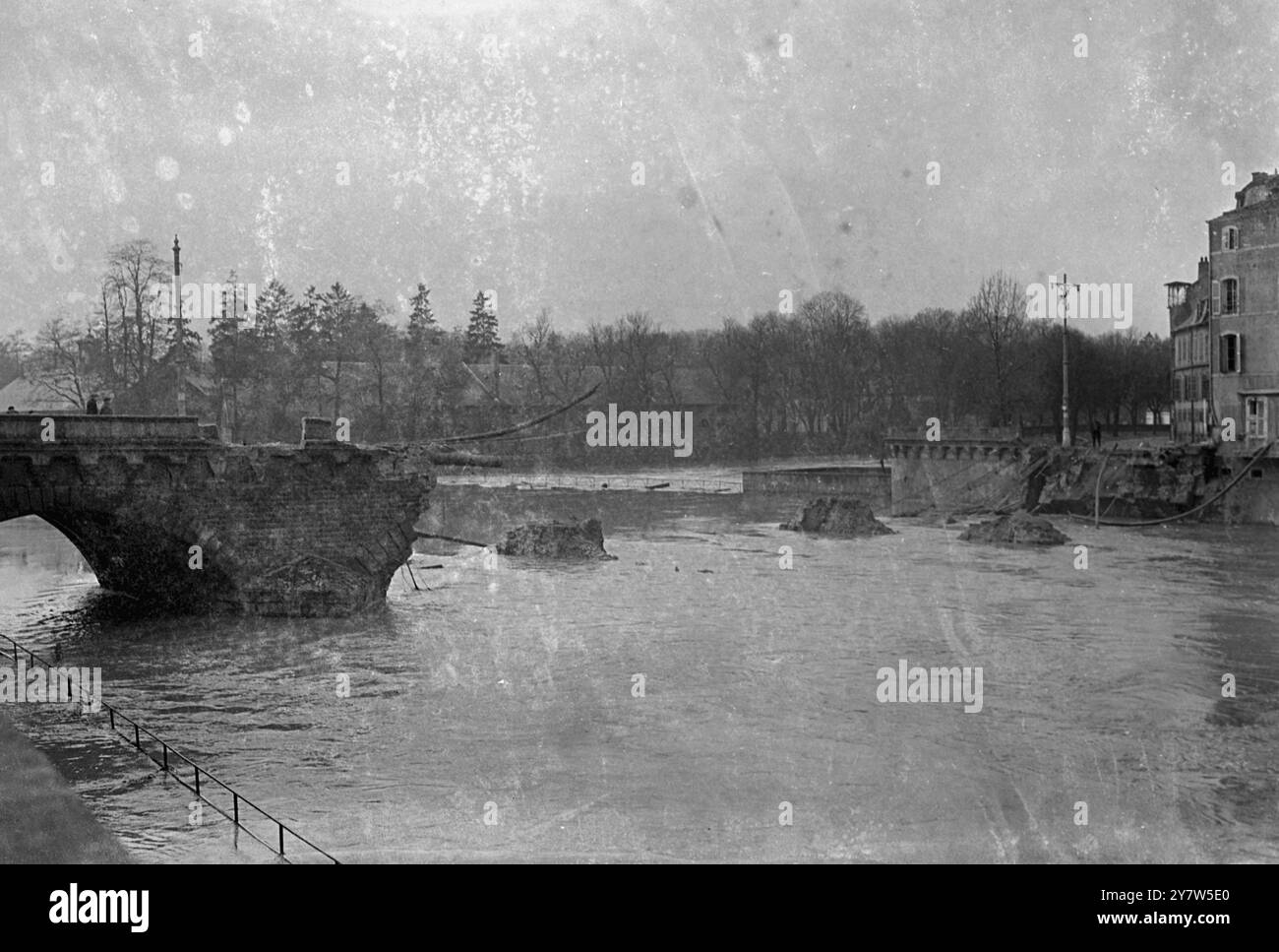 GERMANS WRECK RAILWAY BRIDGE OVER MOSELLE RIVER Photo Shows: A wrecked ...