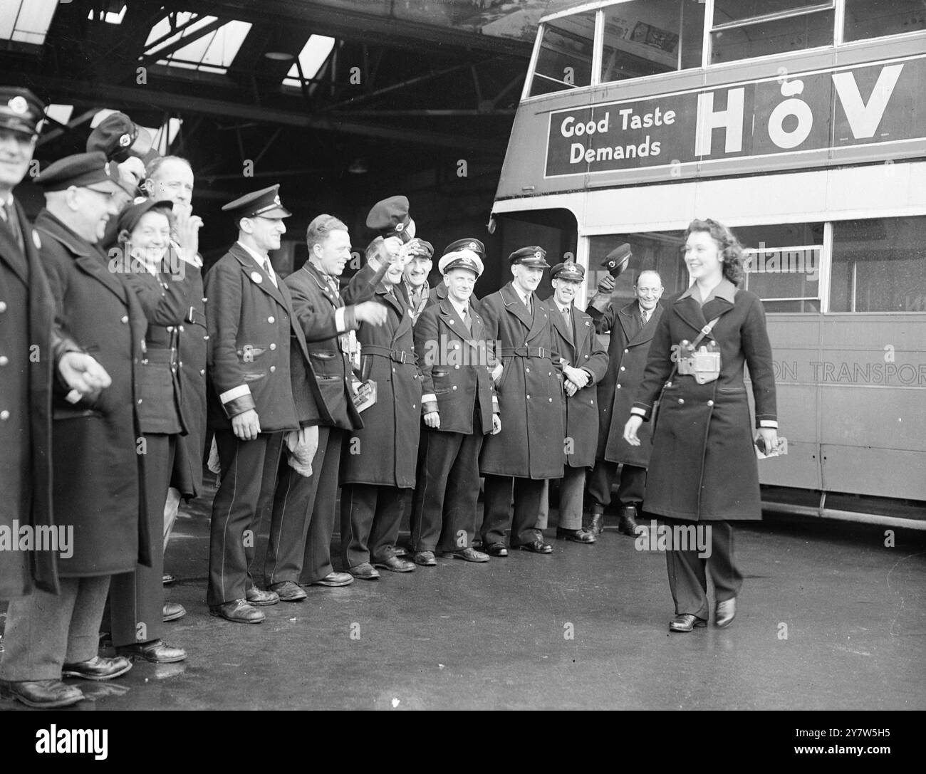 LONDON ' S PRETTIEST "CLIPPIE" Photo Shows: Mrs Cynthia Churchill ...