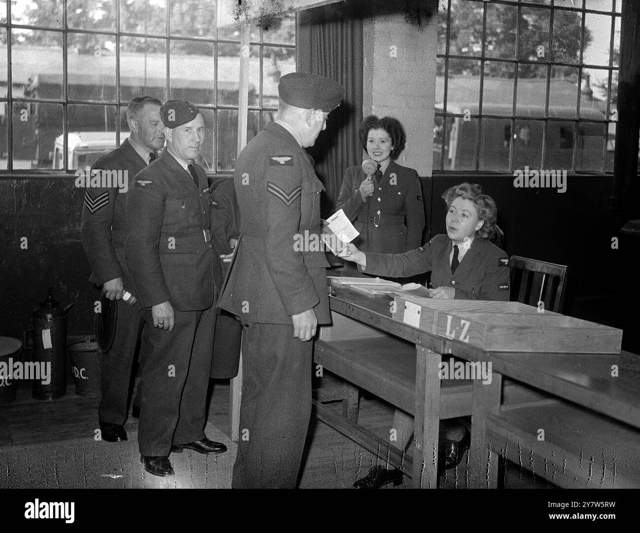 FIRST RAF MEN DEMOBBED The first men to be demobbed from the RAF left ...