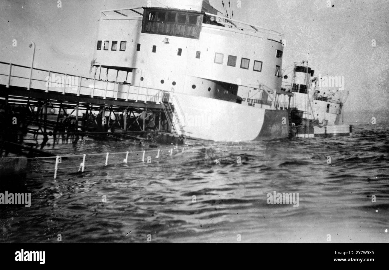 SWEDISH OIL TANKER AGROUND " Sveadrott " from Sveabolaget, the biggest ...