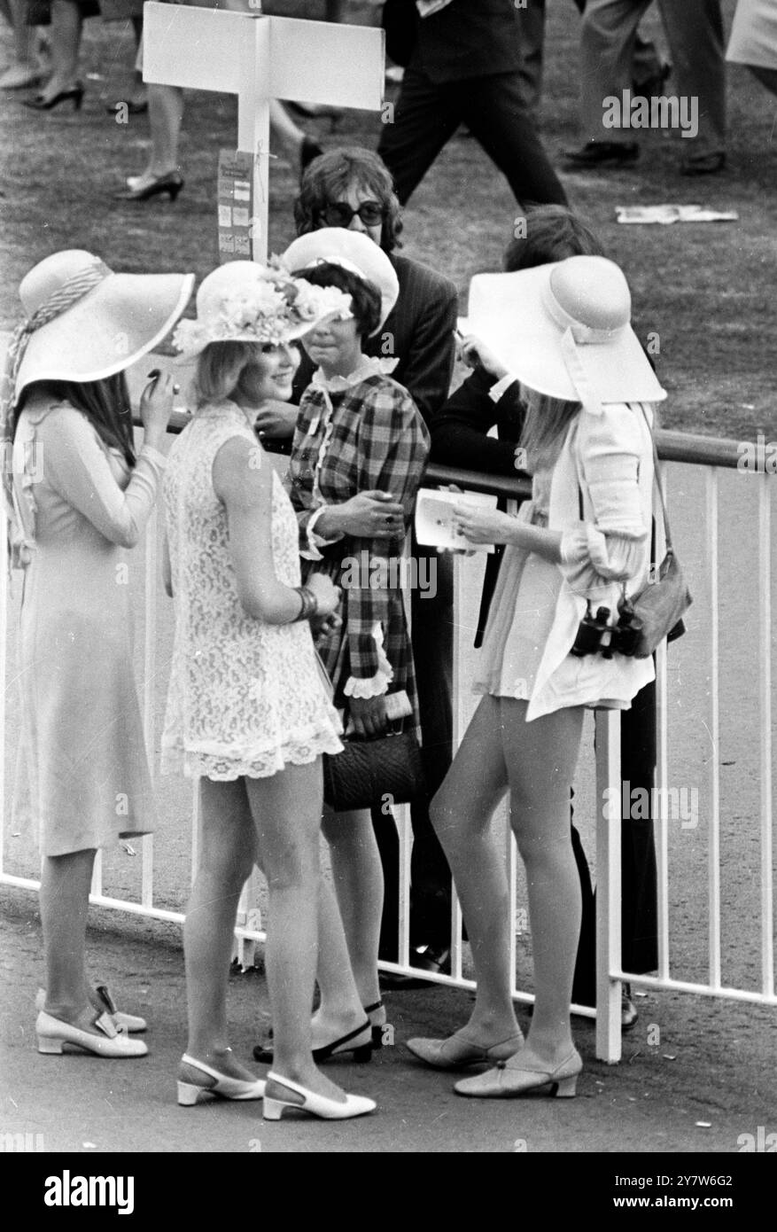 60s woman in mini skirt hi-res stock photography and images - Alamy