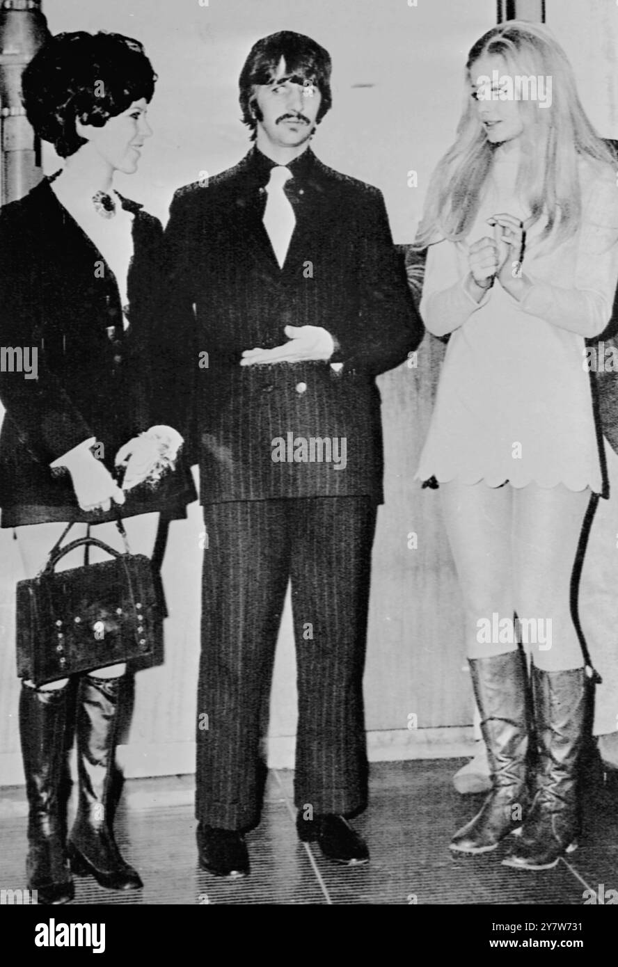 RINGO THE ACTOR Italy: Beatle Ringo Starr introduces his co star to his ...