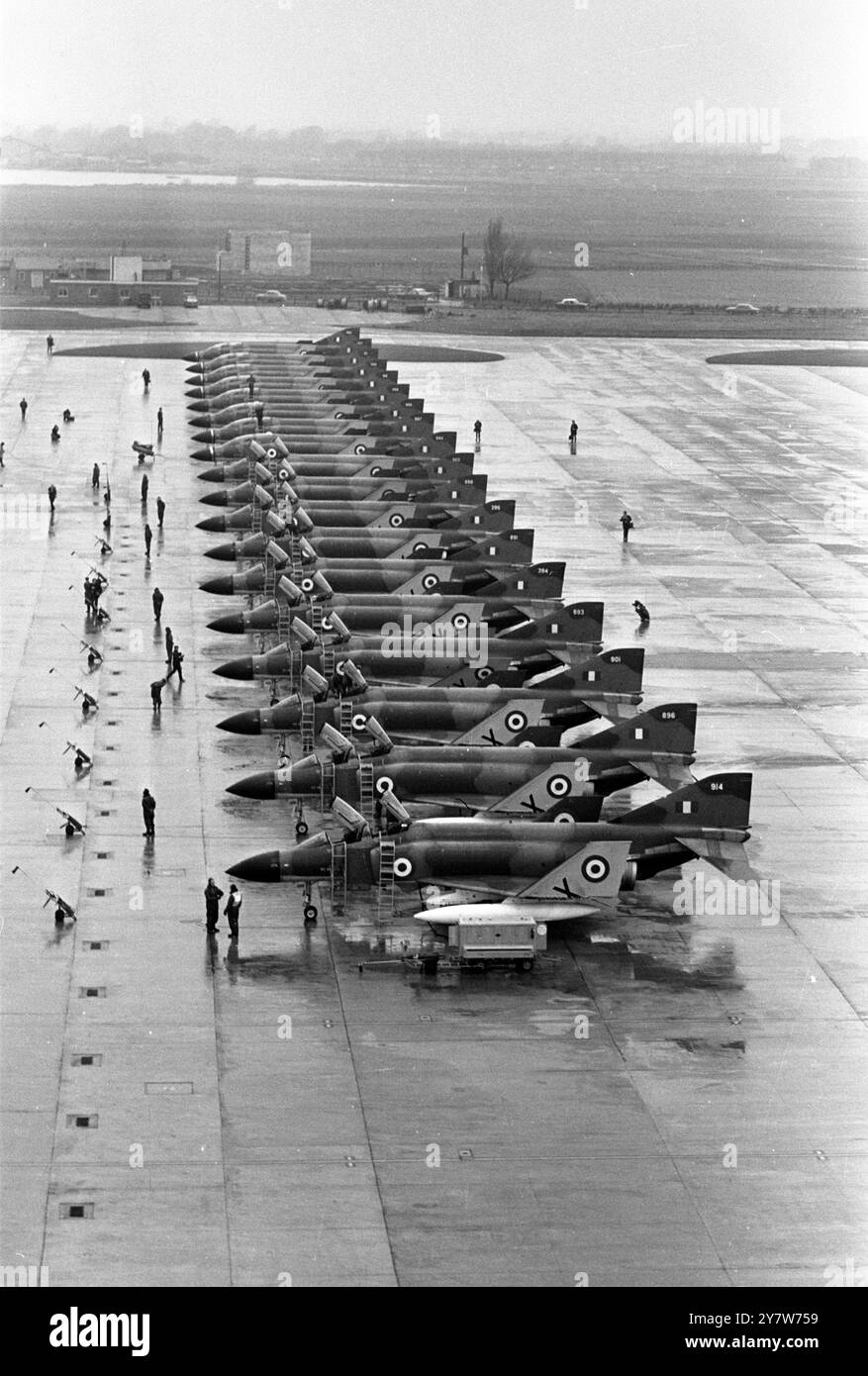 Raf phantom hi-res stock photography and images - Alamy