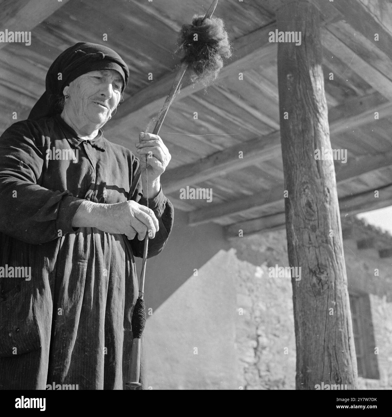 Spain woman 1950s hi-res stock photography and images - Alamy