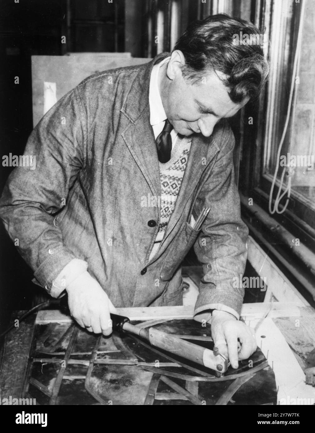 Stained Glass for Coventry Cathedral - Leaded light craftsman George ...