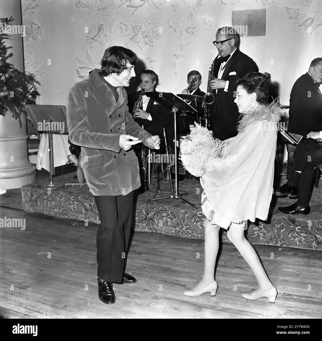Judy garland london 1969 hi-res stock photography and images - Alamy