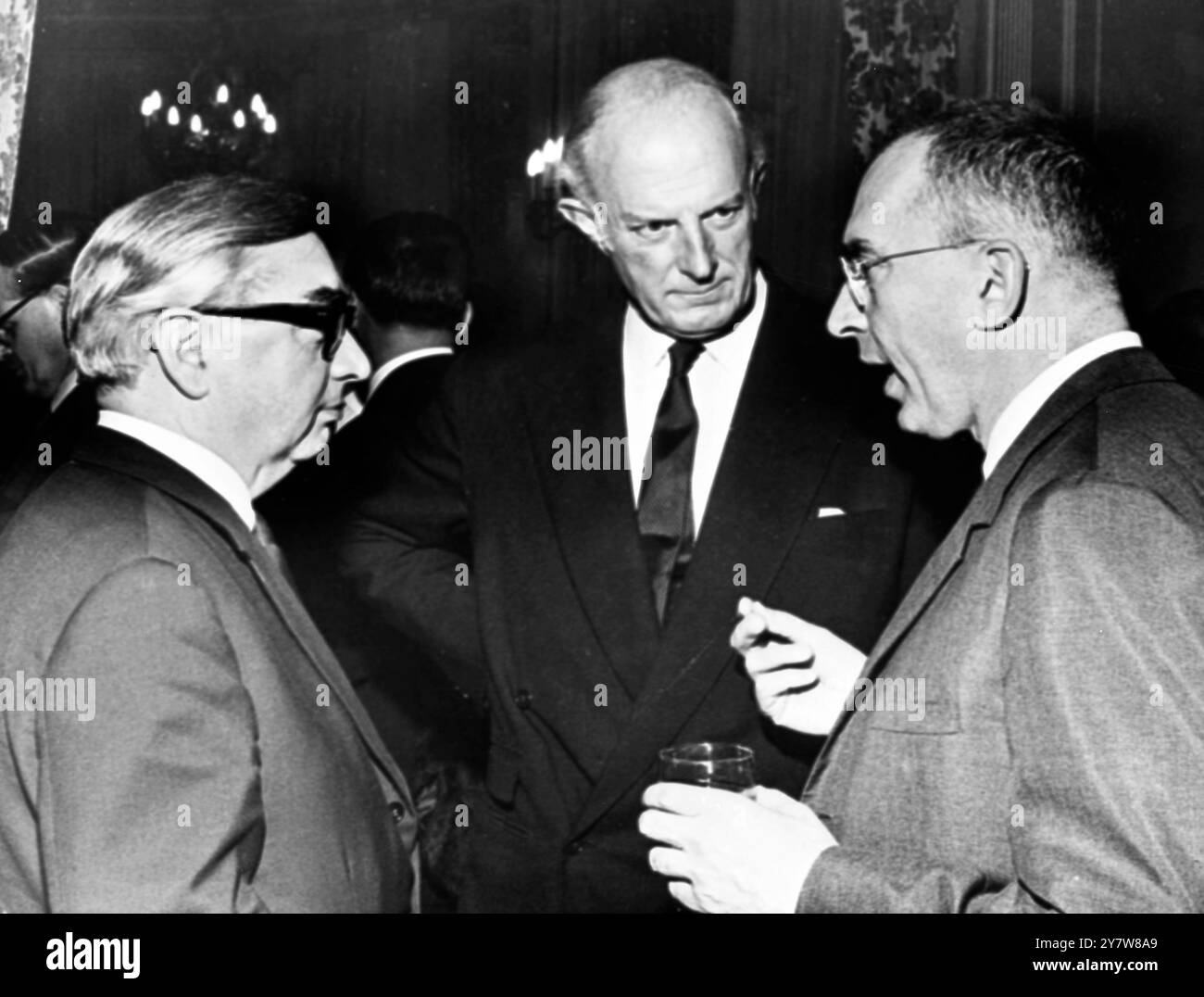 George brown 1960 hi-res stock photography and images - Alamy