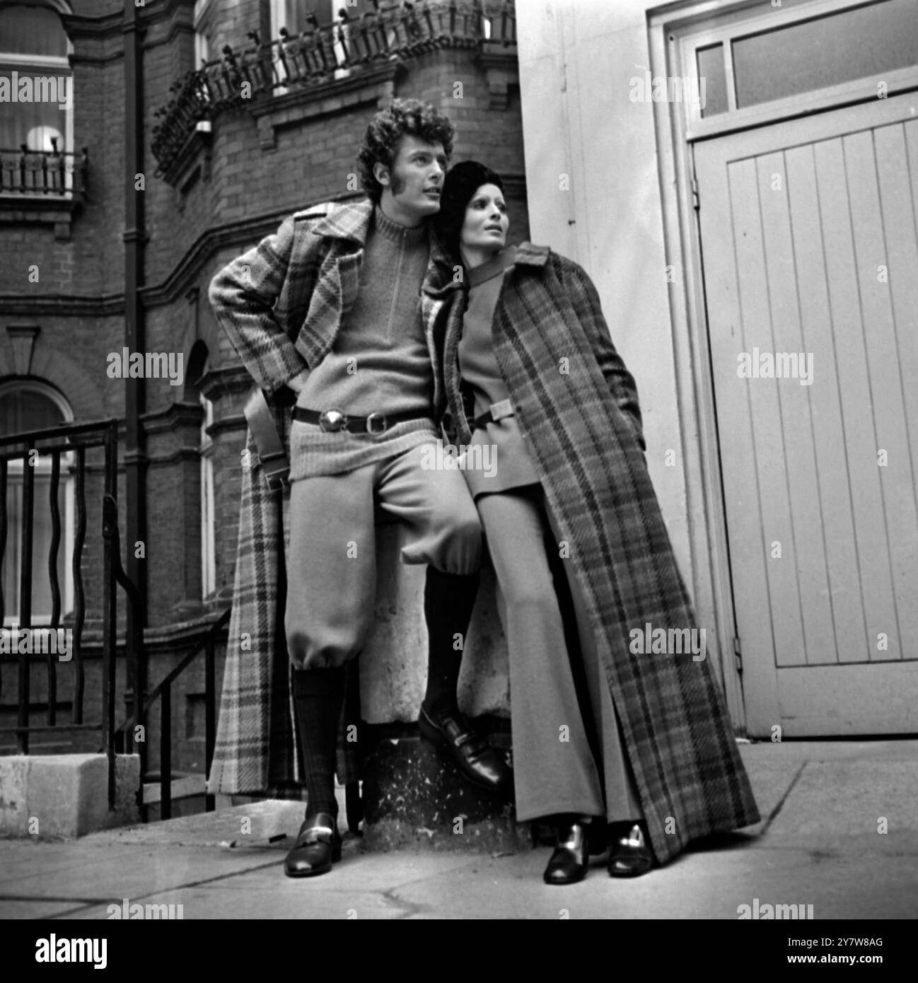 London : Fashion from well-known London couturier Clive . , the model ...