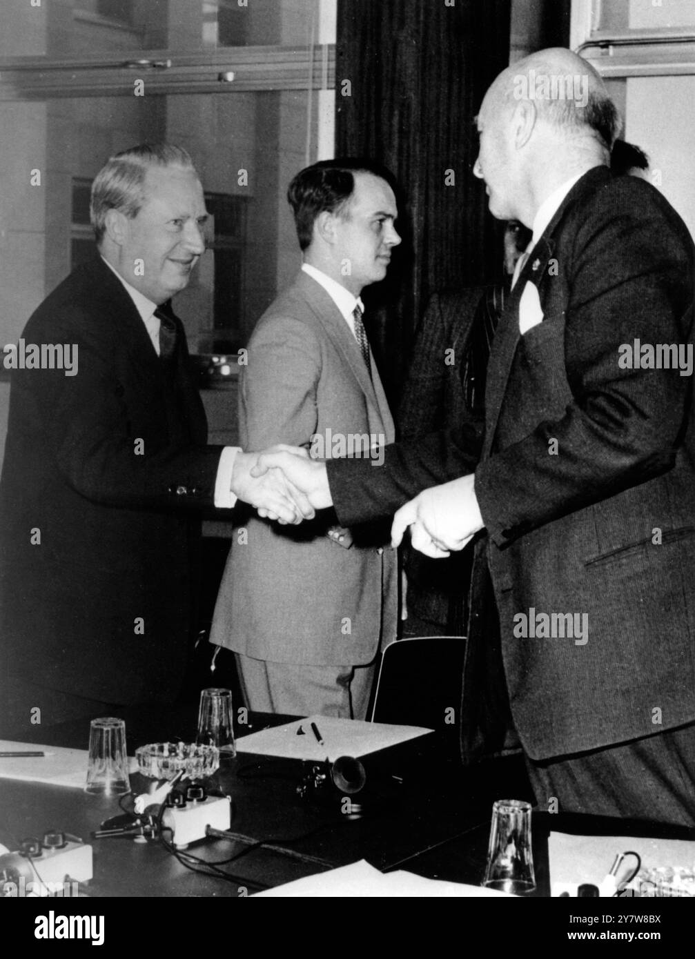 Ted heath common market hi-res stock photography and images - Alamy