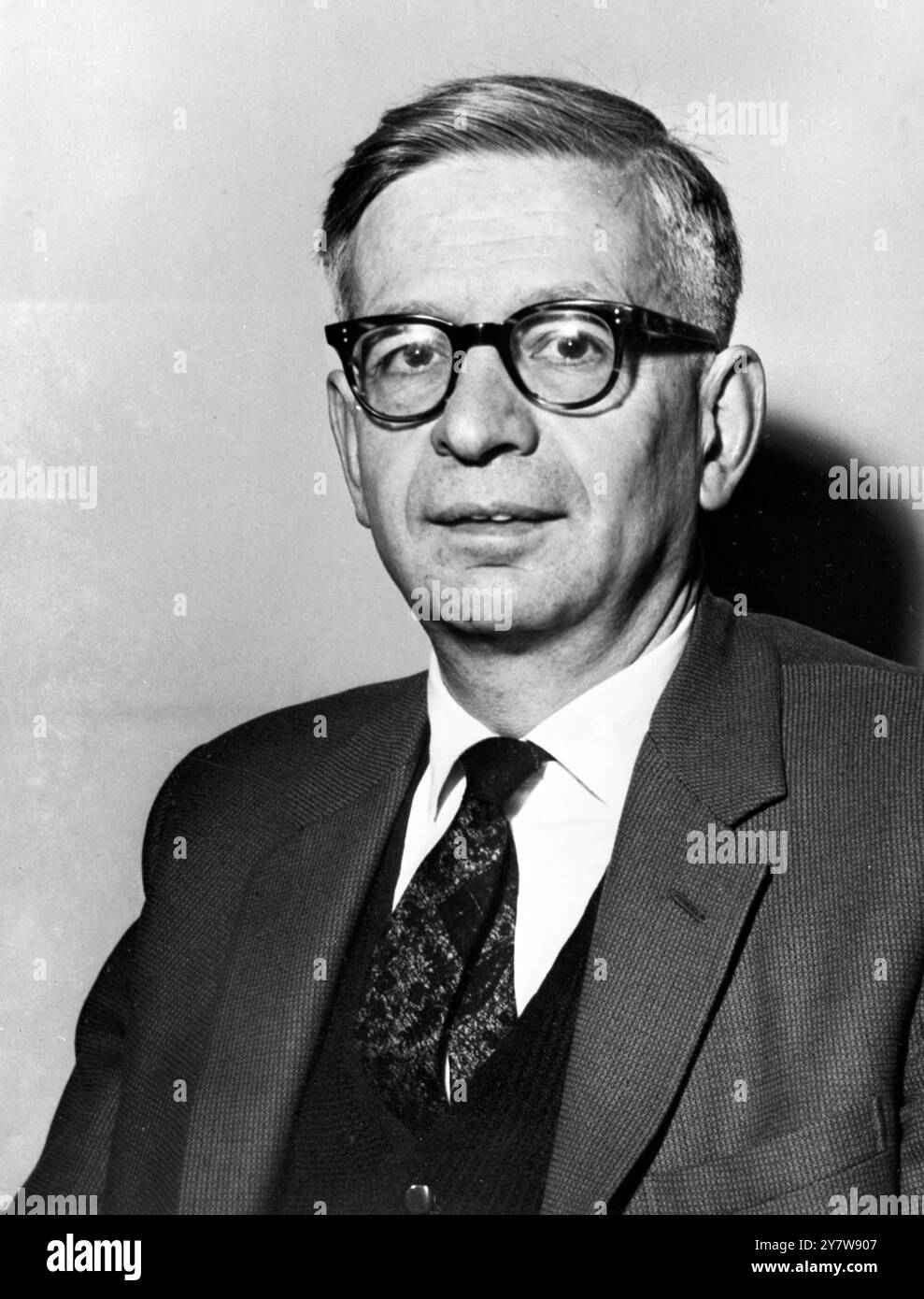 Physics department Black and White Stock Photos & Images - Alamy