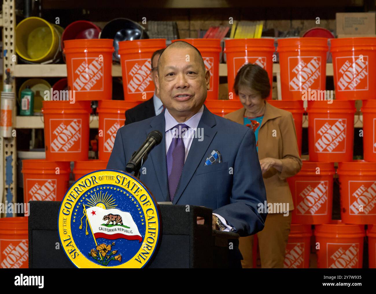 Ronald fong hi-res stock photography and images - Alamy