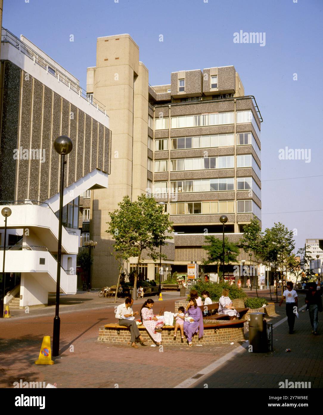 1970s family eating hi-res stock photography and images - Alamy