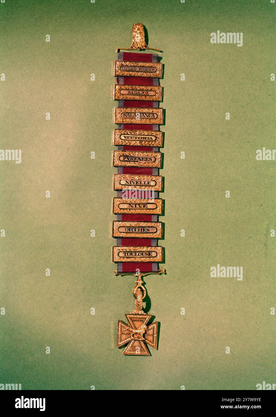 Peninsular gold cross hi-res stock photography and images - Alamy
