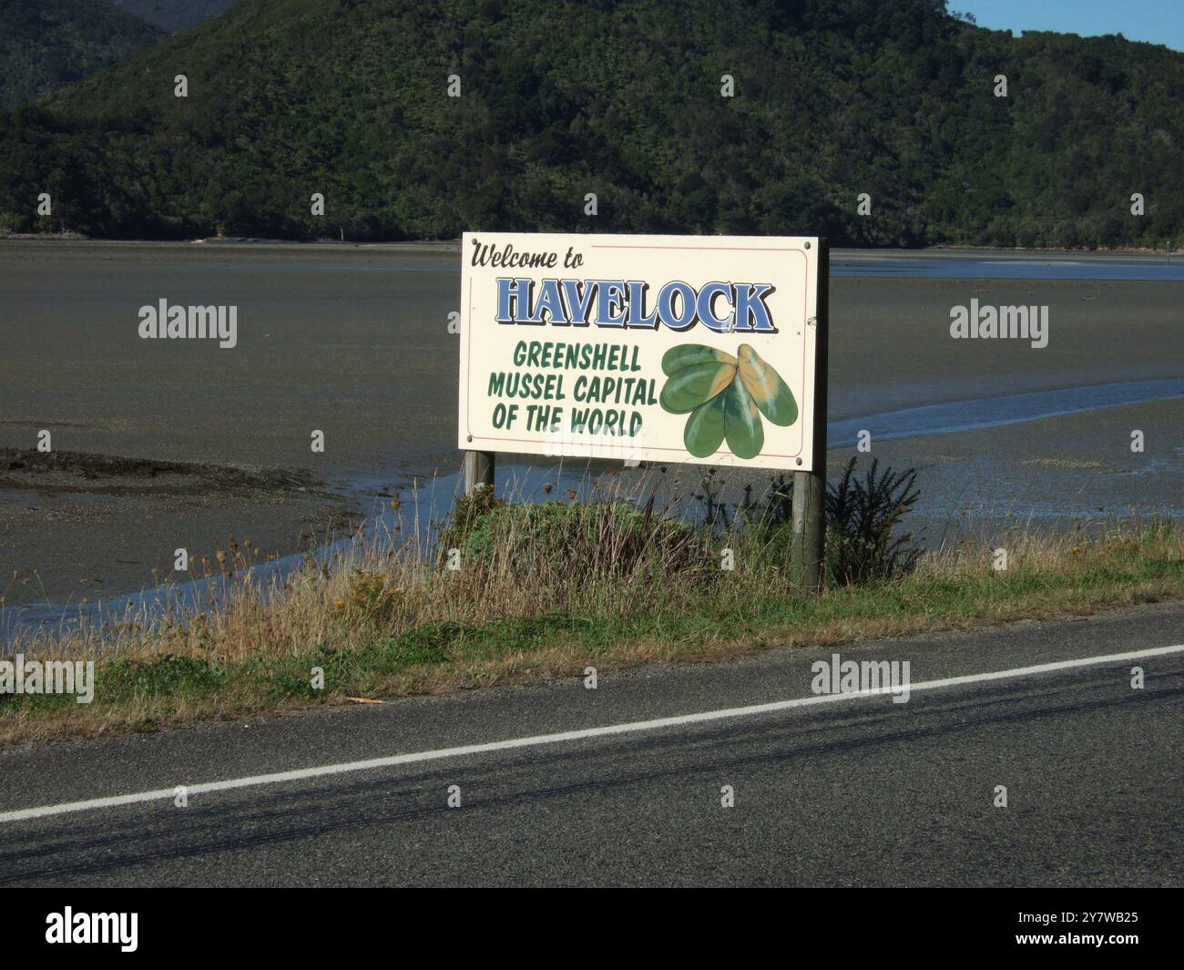 Welcome to Havelock - Greenshell mussel capital of the world - sign ...